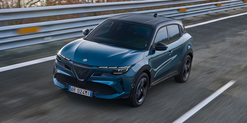 Alfa Romeo Junior Ibrida: Intérieur et extérieur | Alfa Romeo FR